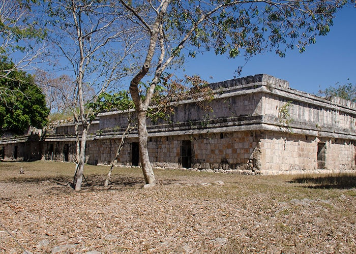 Holkan, los guerreros mayas. Una novela de Mardoz.